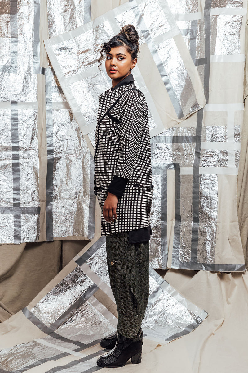 AW23 KAMARI BUTTON HEM JUMPER - MONO CHECK – JUDE Modern Artisan Fashion